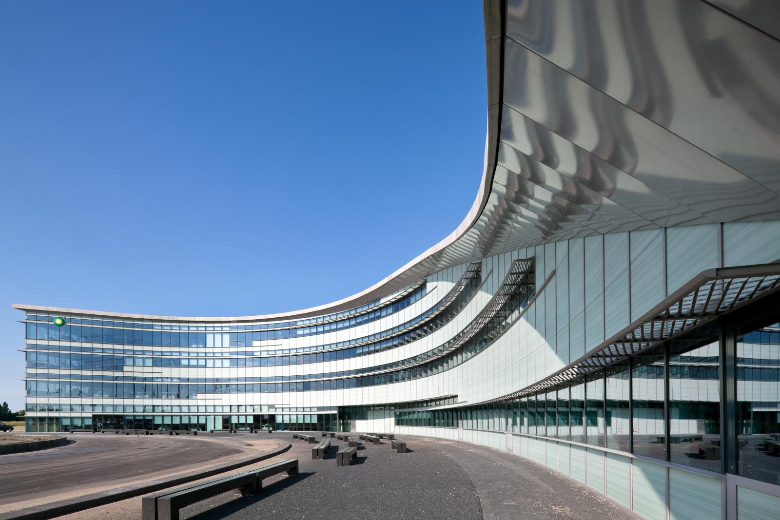 New headquarters for BP Netherlands at Europoort