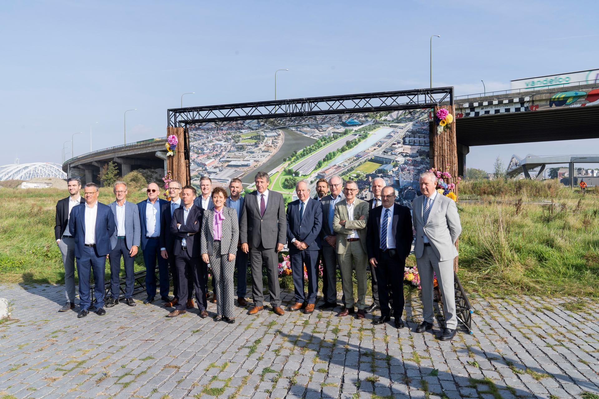 Contract for Partial Project ‘Right Bank of Oosterweel link’ officially ...